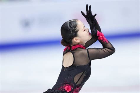 Gp初挑戦の渡辺6位、復帰の紀平8位スタート スケートカナダ女子sp 写真特集921 毎日新聞