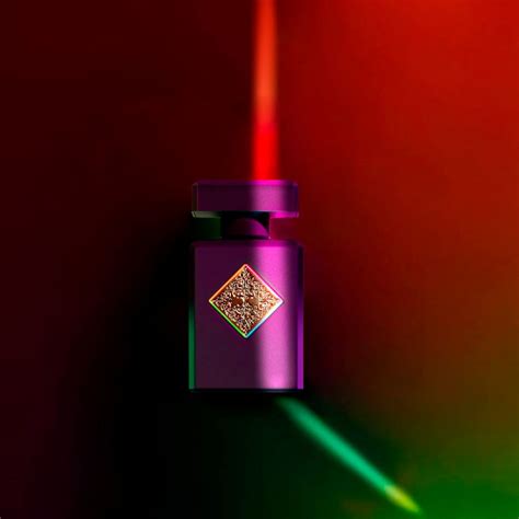 Perfume Initio Side Effect Uma Experiência Hipnotizante De Fragrância Única