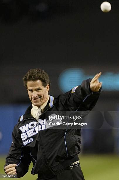 Paul Oneill Throwing Photos And Premium High Res Pictures Getty Images