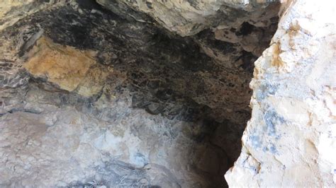 Refugio Cueva Del Pantano De Almansa