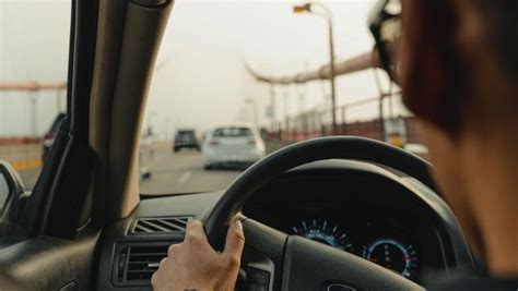La Inimaginable Multa De La Dgt Por Hacer Esto En El Coche