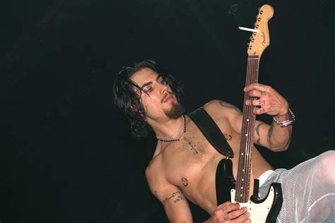 The Real Reason Dave Navarro Was Horribly Fired From Red Hot Chili