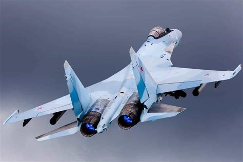 ЛОВЦИ СУ 35 ИРАНСКОГ ВАЗДУХОПЛОВСТВА ОПЕРАТИВНИ ДО КРАЈА 2025 ГОДИНЕ