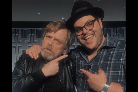 Mark Hamill Is Ready To Trade Last Jedi Secrets For Frozen 2 Ones
