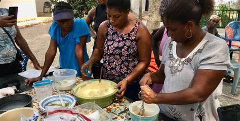 Exploring Delicious Street Food In Ghana Gvi