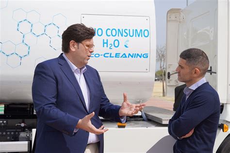 Surtruck Presenta Los Dos Primeros Equipos De Limpieza Totalmente