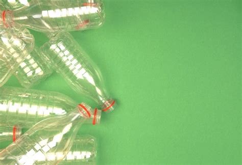 Reusing Plastic Water Bottles To Make Easy Drip Waterers Artofit