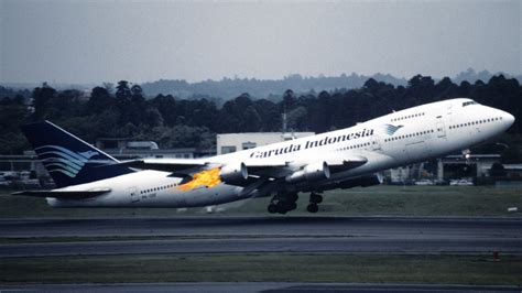Boeing 747 Right Engine Burst In Flames After Takeoff Aviation A2z