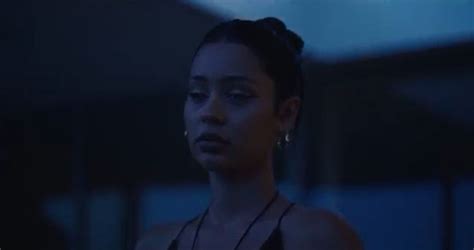 Pin By Tania On Euphoria Scene Let It Be Youtube