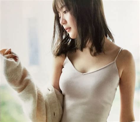 Yahoo オークション 生田絵梨花 乃木坂46 卒業記念 メモリアルブッ