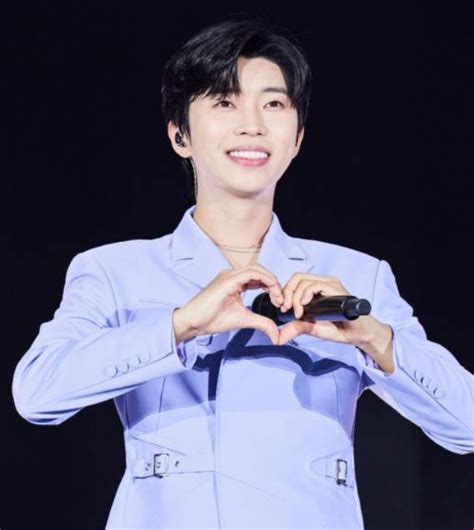 임영웅 브랜드평판 역시 히어로 다운 모습 유지하며 손흥민 등 모두를 제치고 스타 1위