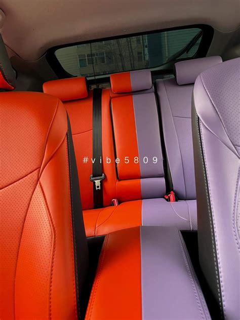 Тэмүүжин Vibe5809 On Twitter Эхнэр нөхөр 2 өөр өөр өнгөнд дуртай байх үед