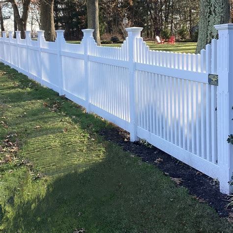 Professional Vinyl Fencing Heritage Fence Company