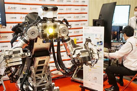 三菱電機が25年にも実用化、「遠隔操作型人型ロボット」の特徴｜ニュースイッチ By 日刊工業新聞社