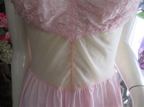 1950s Pink Lace Bullet Bratop Slip By Perma Lift Gem