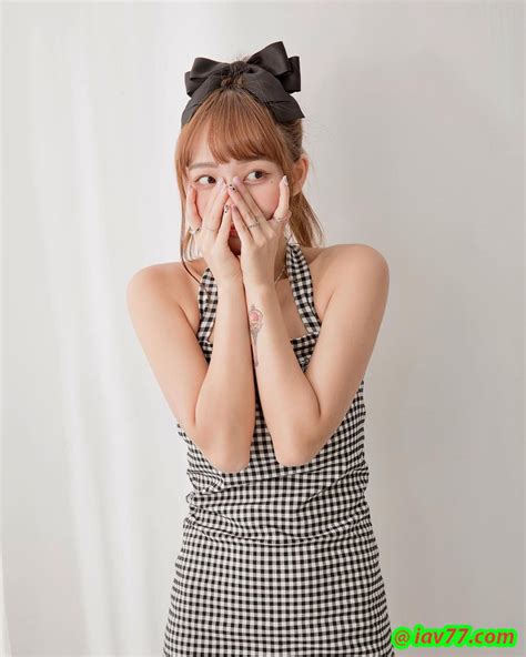 顏值系美少女更衣室內在美自拍辣照！mizuki 林襄 表特正咩 冰楓論壇 綜合論壇遊戲攻略外掛下載軟體下載省錢優惠星座運