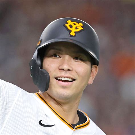 スポーツ報知 巨人取材班 On Twitter 大城卓三 が2位と大差で独走 戸郷、大城卓、大勢が1位キープ球宴ファン投票中間発表