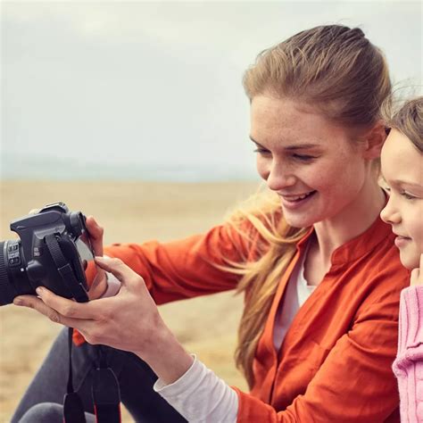 Comprar Câmara Canon Eos 250d Preto Objetiva Ef S 18 55mm F 4 5 6 Is Stm — Loja Canon Portugal