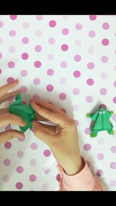 طريقه عمل ضفدع يقفز من الورق فن الاوريجامي فن طي الورق How To Make A