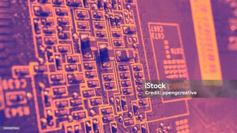 반도체 컴퓨터의 녹색 마더 보드에 있는 Cpu 칩 세미 컨덕터 마더보드 회로 기판 제조 칩 Pcb 기술을 갖춘 하이테크 컴퓨터