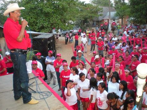 Tribuna Del Sur Acayucan Jacob Velasco Sigue Pintando De Rojo Su Distrito