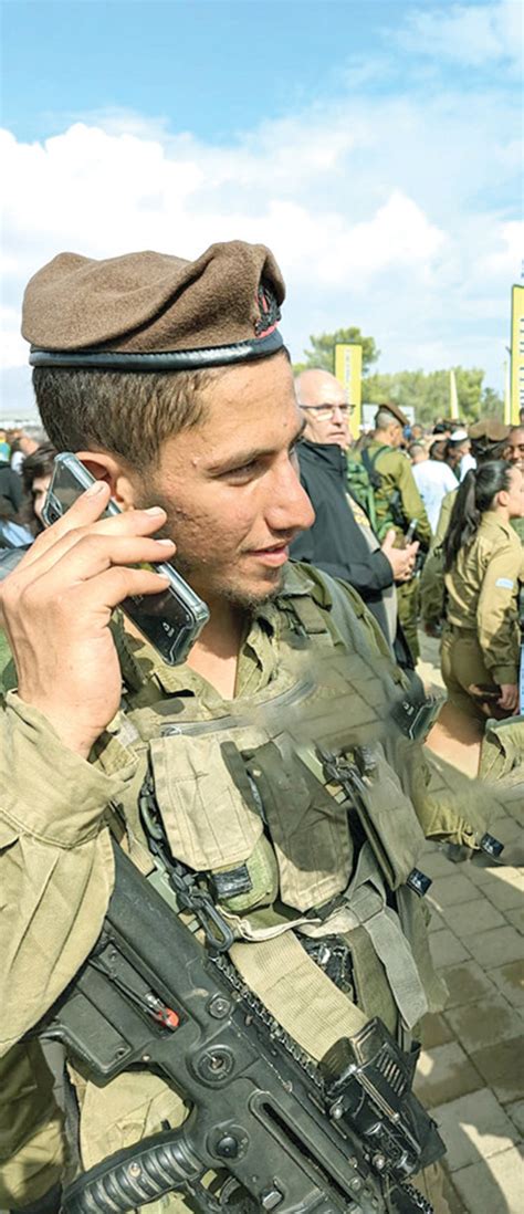 המפיקה סימונה שרם משחזרת את השיחה האחרונה עם בנה שנרצח ברעים Tmi