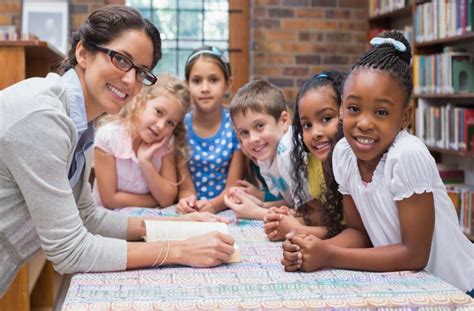 District Discount Elementary Librarian