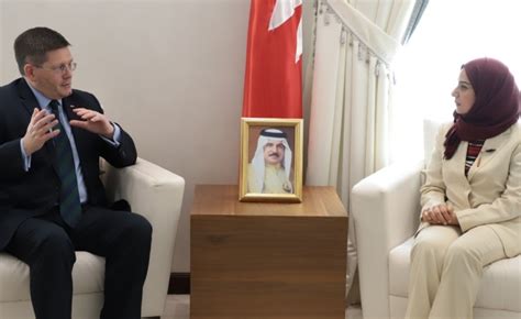 رئيسة مجلس النواب تشيد بعمق وتطور العلاقات البحرينية البريطانية