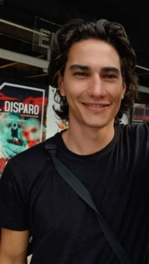 Pin Van Ale Op Enzo Vogrincic