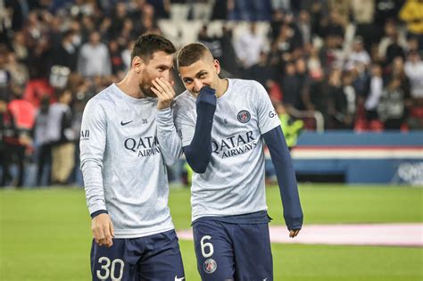 Foot Messi Adresse à Son Tour Un Message à Verratti Avec Un Petit