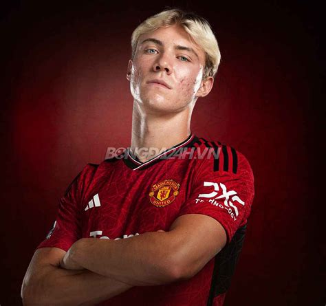 Rasmus Hojlund Th Ng Tin V C U Th Rasmus Hojlund Trang