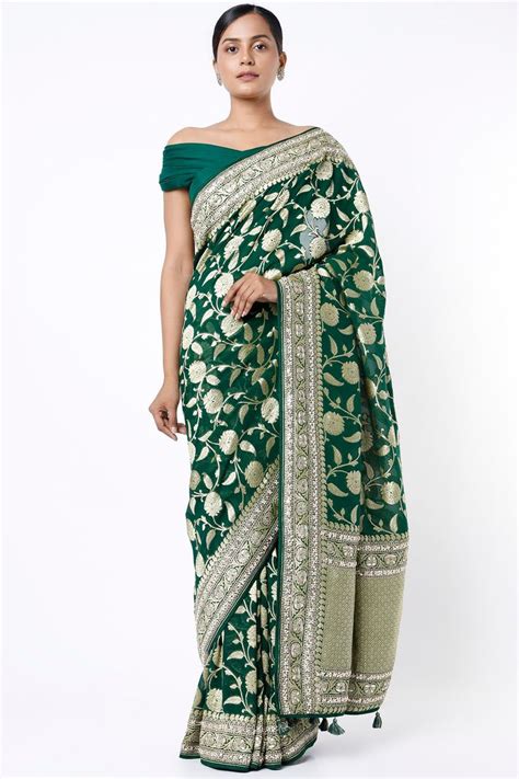 Green Hand Embroidered Saree Set By Anita Dongre At Pernias Pop Up