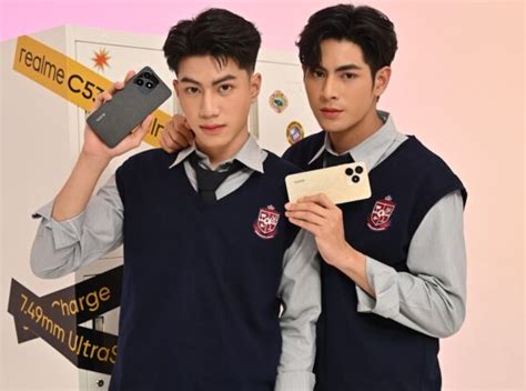 เอิร์ธ แบงค์ สองคู่จิ้นชวนมาฟินกับ “realme C53” Baan Rem