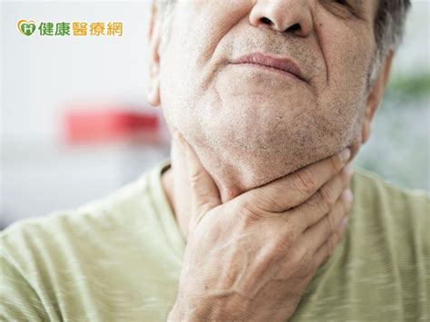 聲音沙啞 恐因肺腺癌壓迫喉返神經 Enews新聞網