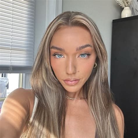 Lexi Elise (@lexi.first) • Threads, Say more