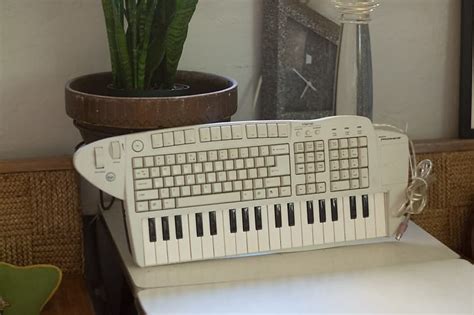 Creative Prodikeys Pc Midi Keyboard Cf0040 Early 2000s Grey Reverb
