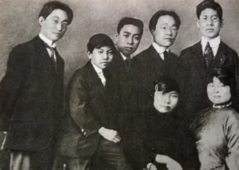 1955年周恩来见到初恋女友，感慨道：多年不见，代表小超向你问好 知乎