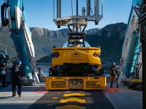 See Inside Submarines Backed By James Cameron Ray Dalio Business Insider