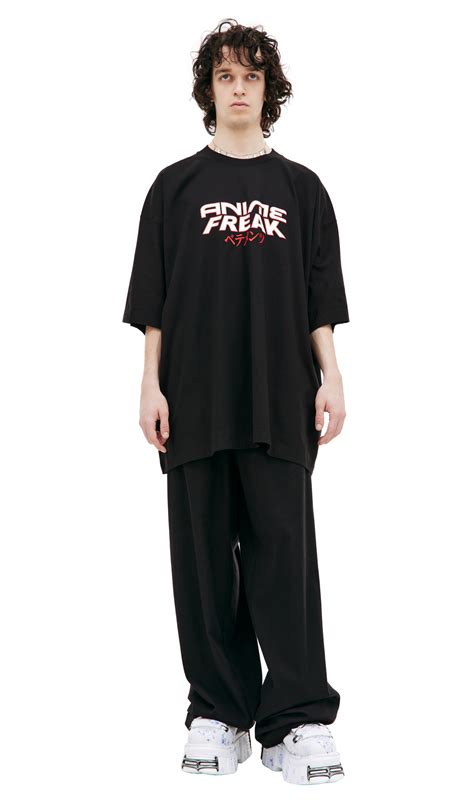 Мужские футболки VETEMENTS, купить по цене от 45 450 руб. в интернет ...