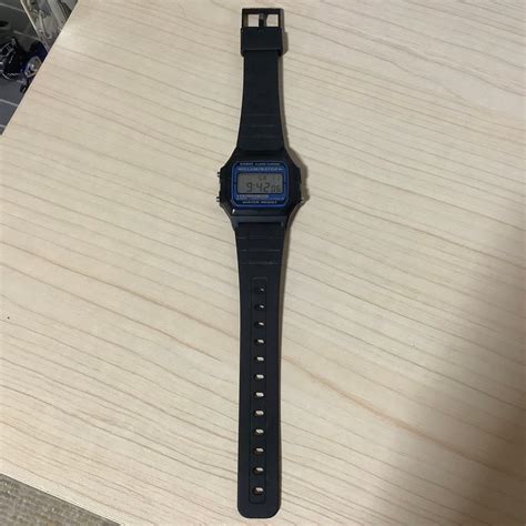 Casio F 105 1awjhカシオ 腕時計 チープカシオ チプカシ メルカリ
