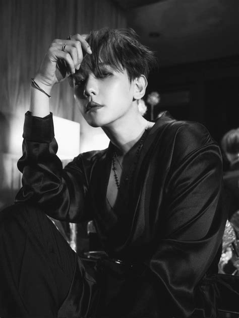 Pin By Verohero Kaisoo On Exo Baekhyun Baekhyun Black Suit Byun