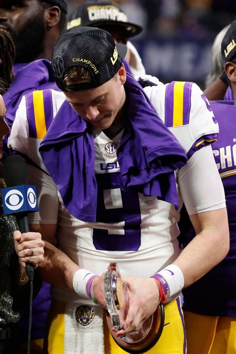 Lsu Football 4 Facts About Quarterback Joe Burrow