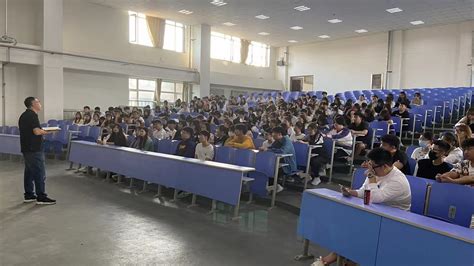 金牛奋蹄开锦绣，聚力耕耘新征程 沈阳科技学院 经济学院