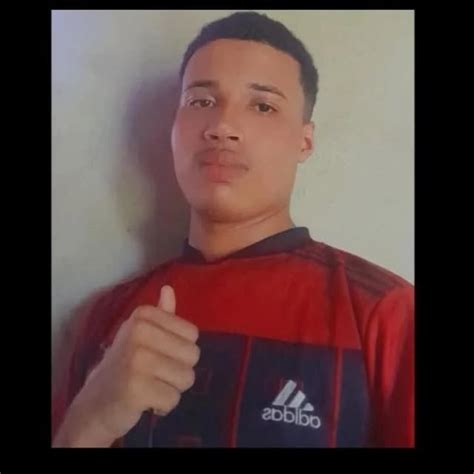 Ryan Ryansantos079 • Threads Say More