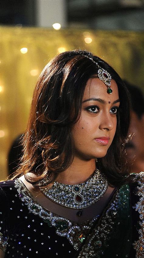 Ester Valerie Noronha Telugu Actress Sexy Seductive Hd Phone Wallpaper Pxfuel