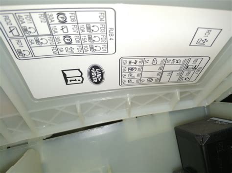 Куда предохранители делись? — Land Rover Freelander 2 (L359), 2,2 л ...