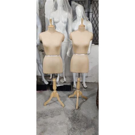 White Fiberglass Headless Female Mannequin At Best Price In Chennai