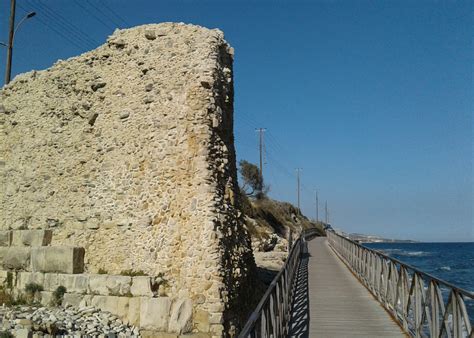무료 이미지 하늘 바다 통로 보행 목재 돌담 건물 울타리 수평선 가로등 고고학 유적지 록 산책로 고대 역사 난간 대양 곶 역사적 장소