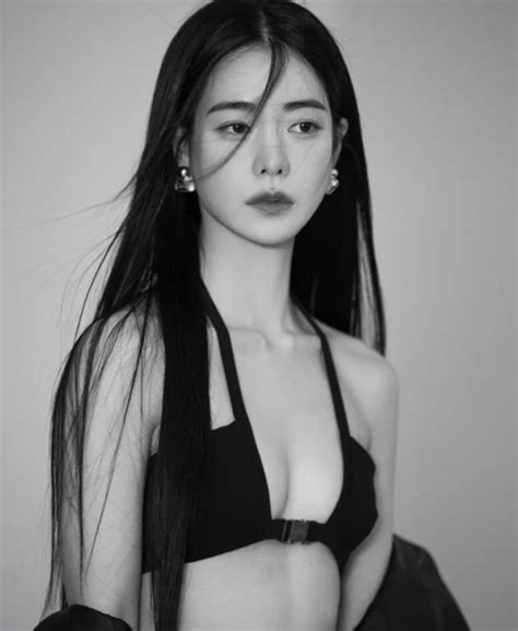 더글로리 박연진의 일탈볼륨 느껴지는 임지연 화보