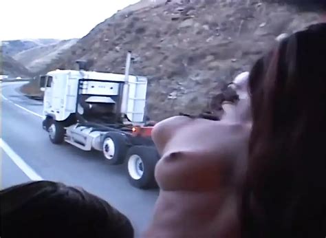 Vidéos porno gratuites Sur La Route xHamster